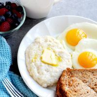 Instant Pot Cheese Grits (garlic + parmesan) - A Pinch of Healthy