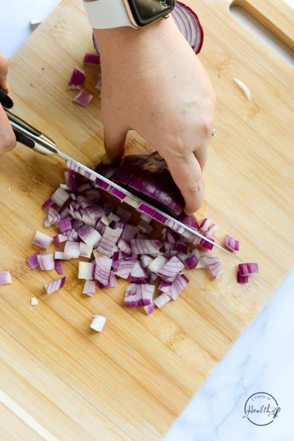 How to cut an onion (4 ways: rings, strips, diced and slices) - A Pinch ...