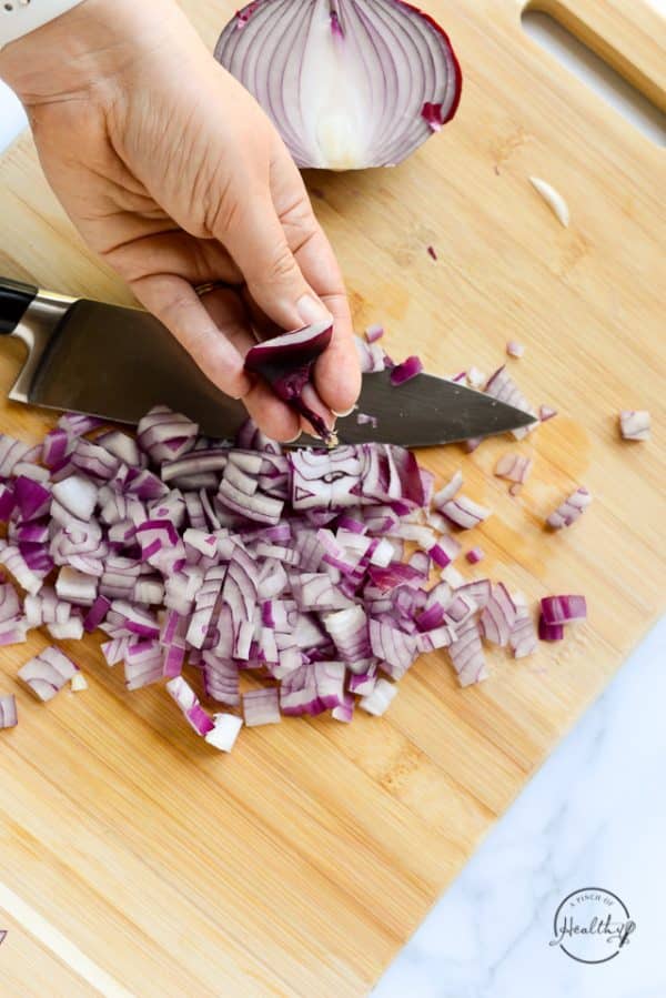 How to cut an onion (4 ways: rings, strips, diced and slices) - A Pinch ...