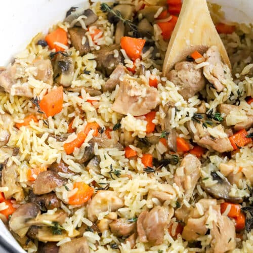 One Pot Chicken and Rice - A Pinch of Healthy