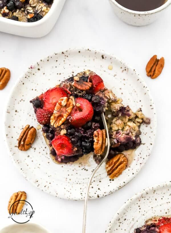 Baked Oatmeal - A Pinch of Healthy