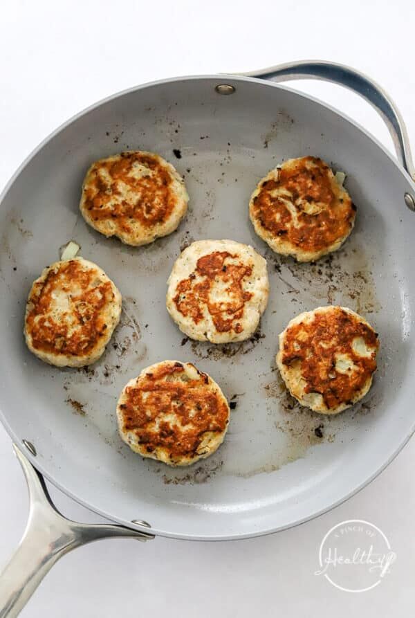 Chicken Sliders Recipe (game day appetizer) - A Pinch of Healthy