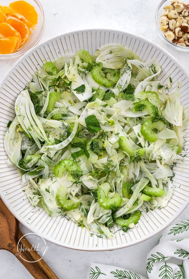Fennel Salad: Refreshing, Crisp Side Dish - A Pinch of Healthy